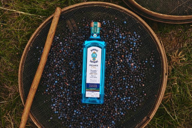 Bombay Sapphire Premier Cru Tuscan Juniper | Handcrafted Small Batch Gin