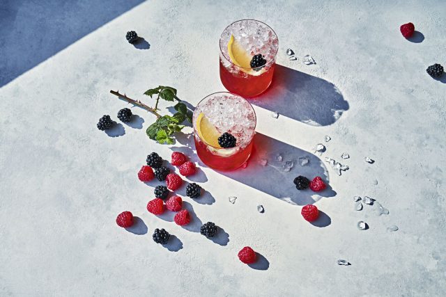 Bombay Bramble | Blackberry and Raspberry Gin | Bombay Sapphire Canada